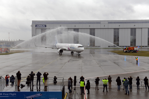 Airbus’ first A321LR (Long Range), MSN7877, has accomplished its maiden ...