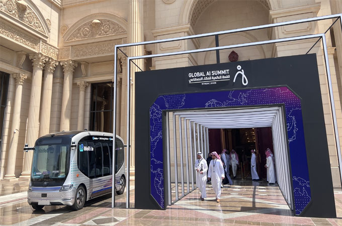 WeRide launches first fully driverless ride of robobus in Mideast