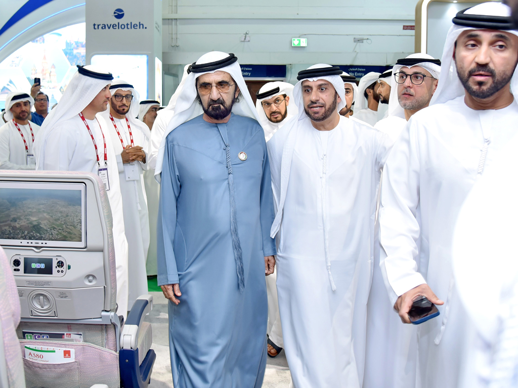Sheikh Mohammed at the Emirates' stand