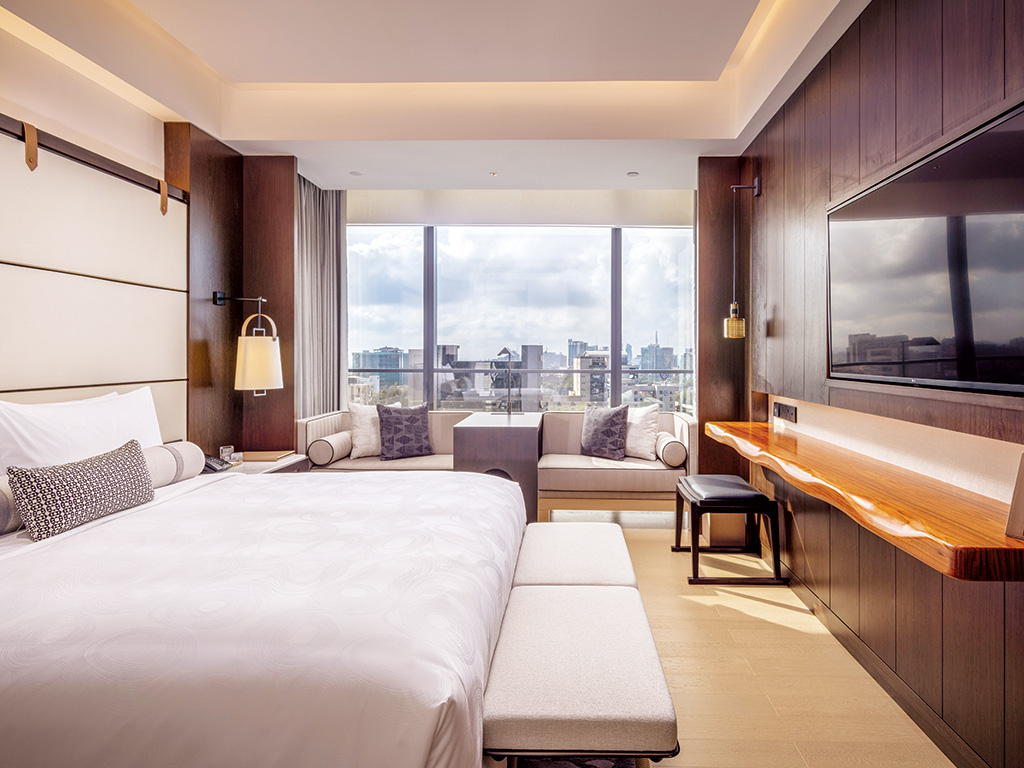 Standard King Bedroom in JW Marriott Hotel Nairobi